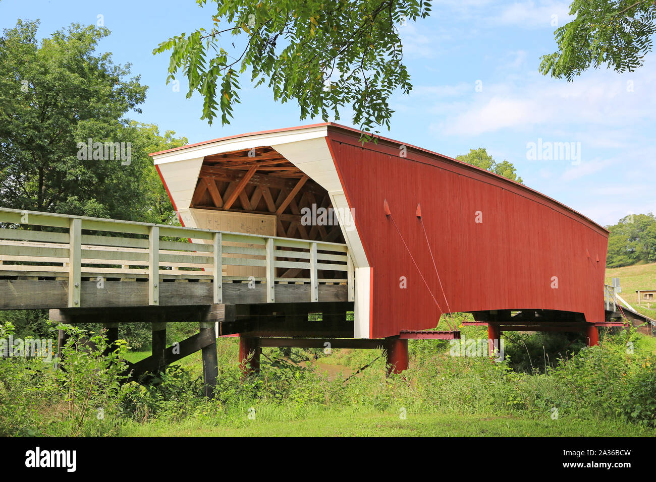 Madison county iowa bridge hi-res stock photography and images - Alamy