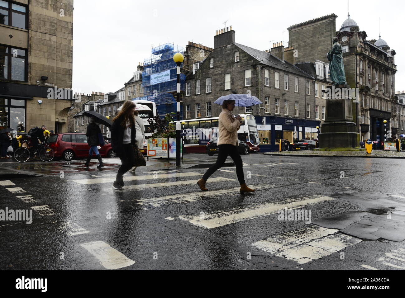 Everyday Life in a City Stock Photo - Alamy