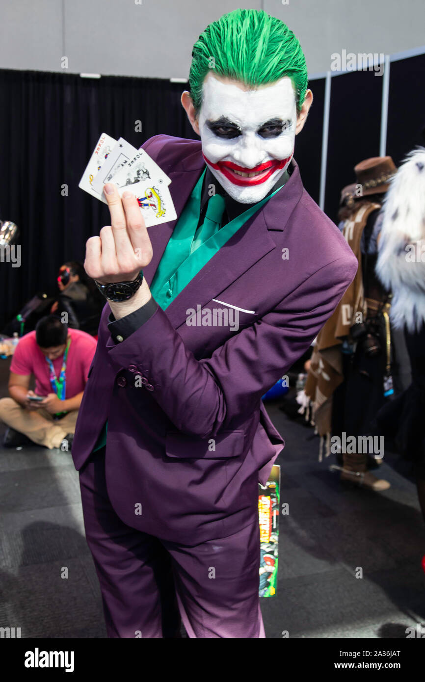 Korean comic books hi-res stock photography and images - Alamy