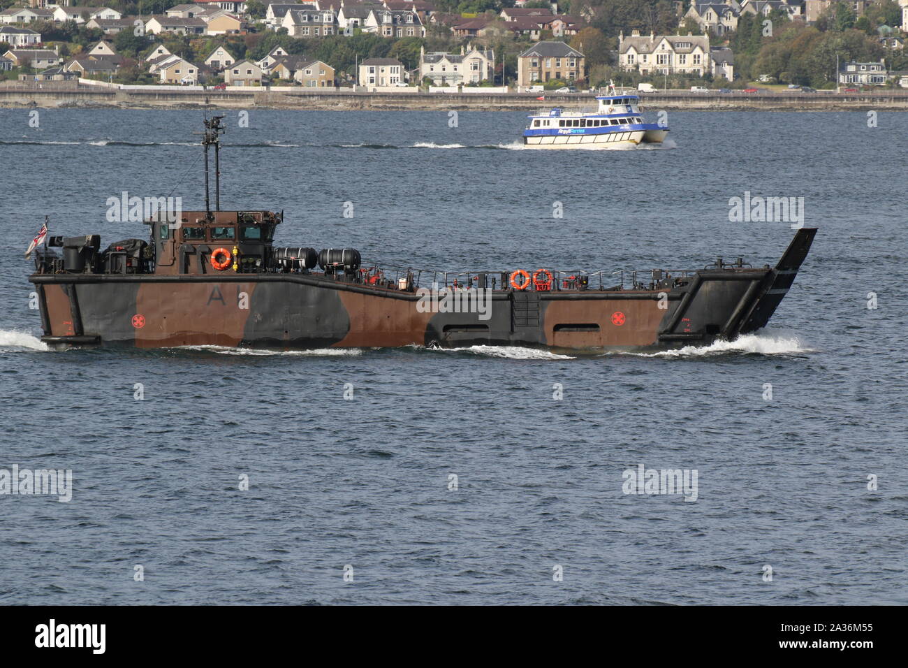 Royal marine lcu hi-res stock photography and images - Alamy