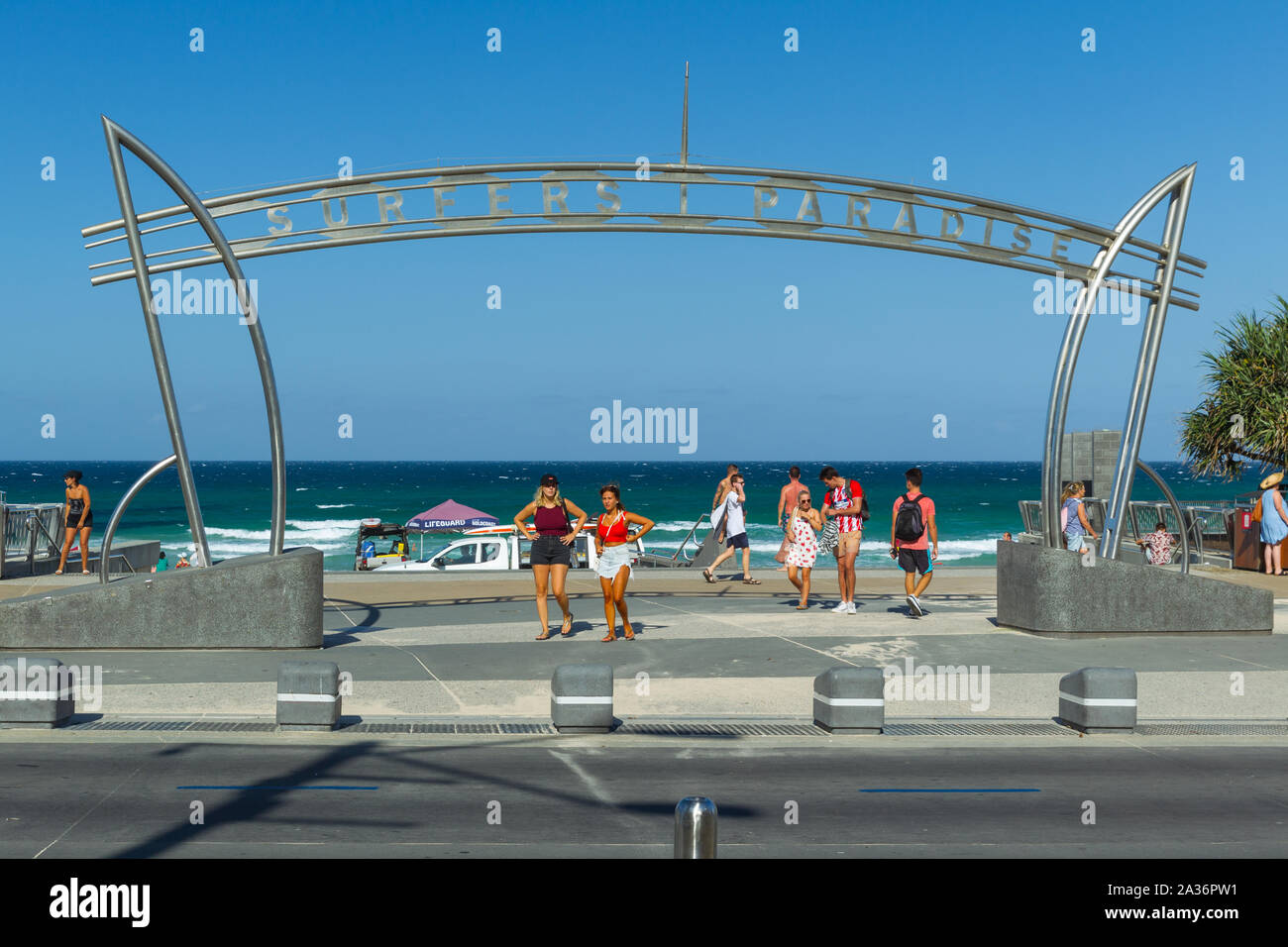 Cavill avenue australia hi-res stock photography and images - Alamy
