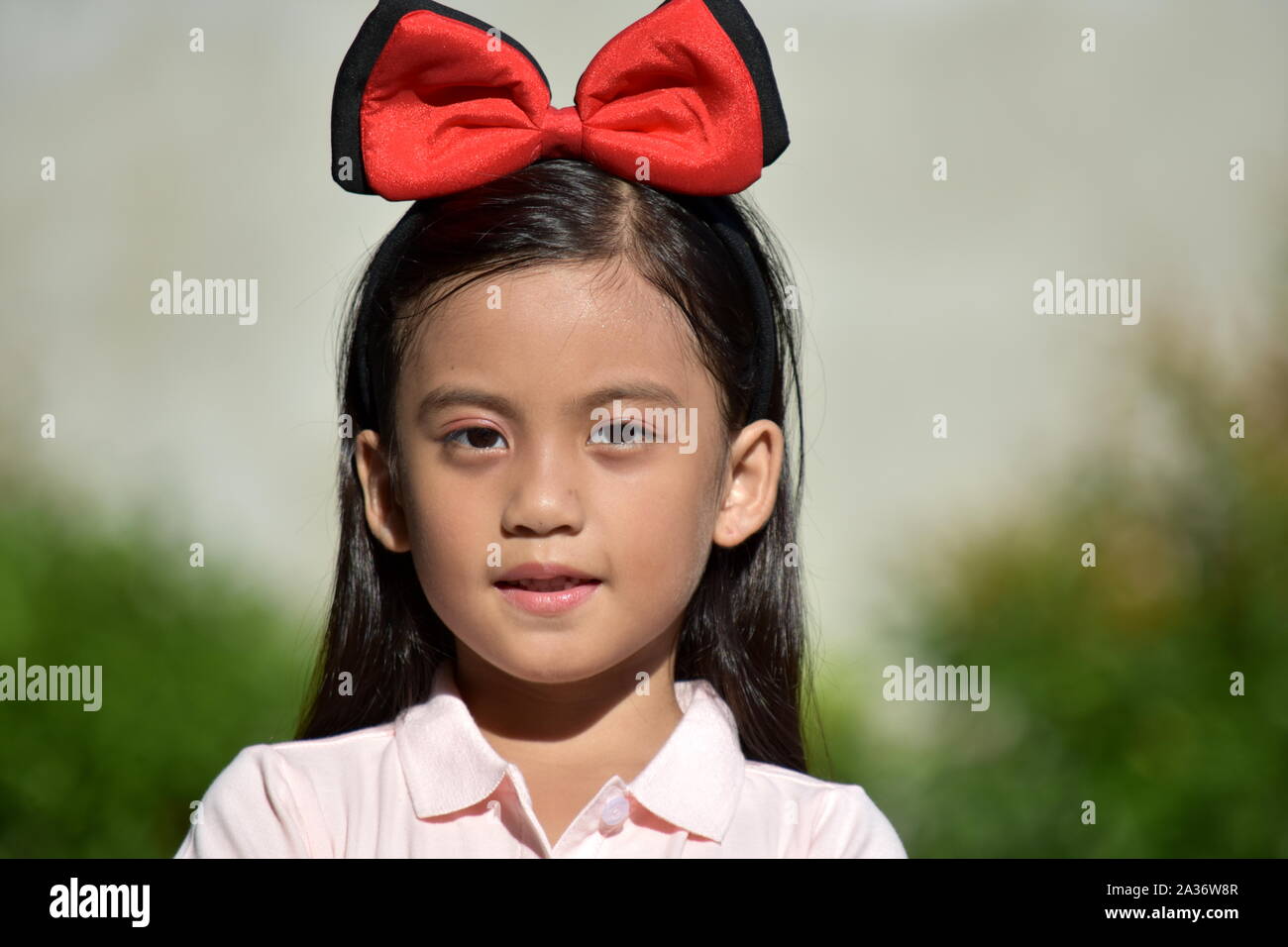 Beautiful tween hi-res stock photography and images - Alamy
