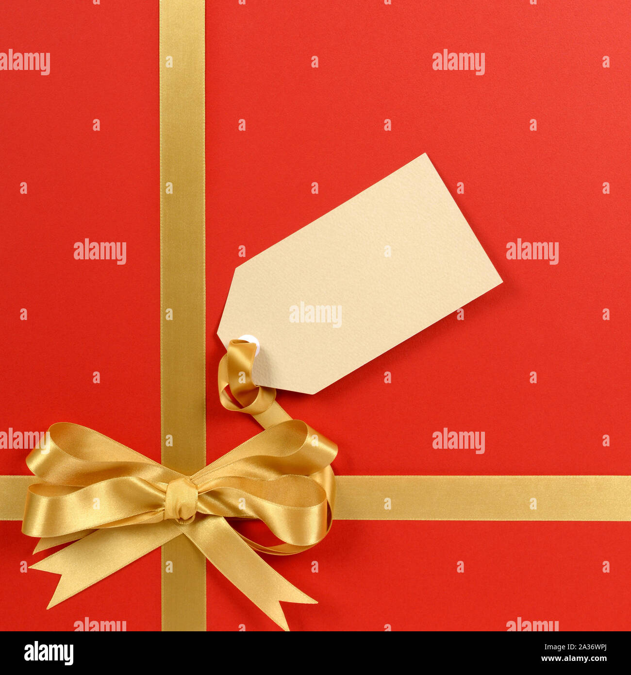 Manila wrapping paper hi-res stock photography and images - Alamy