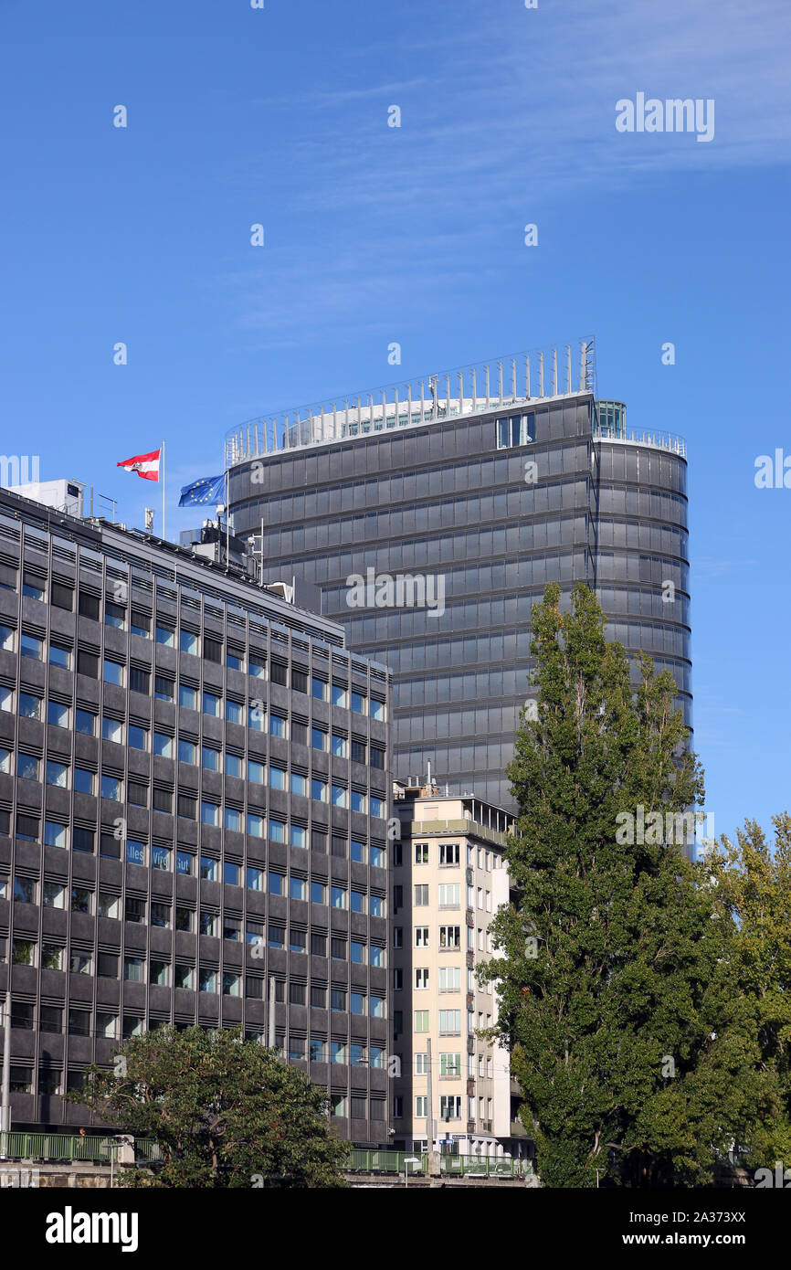 Office building vienna austria hi-res stock photography and images - Alamy