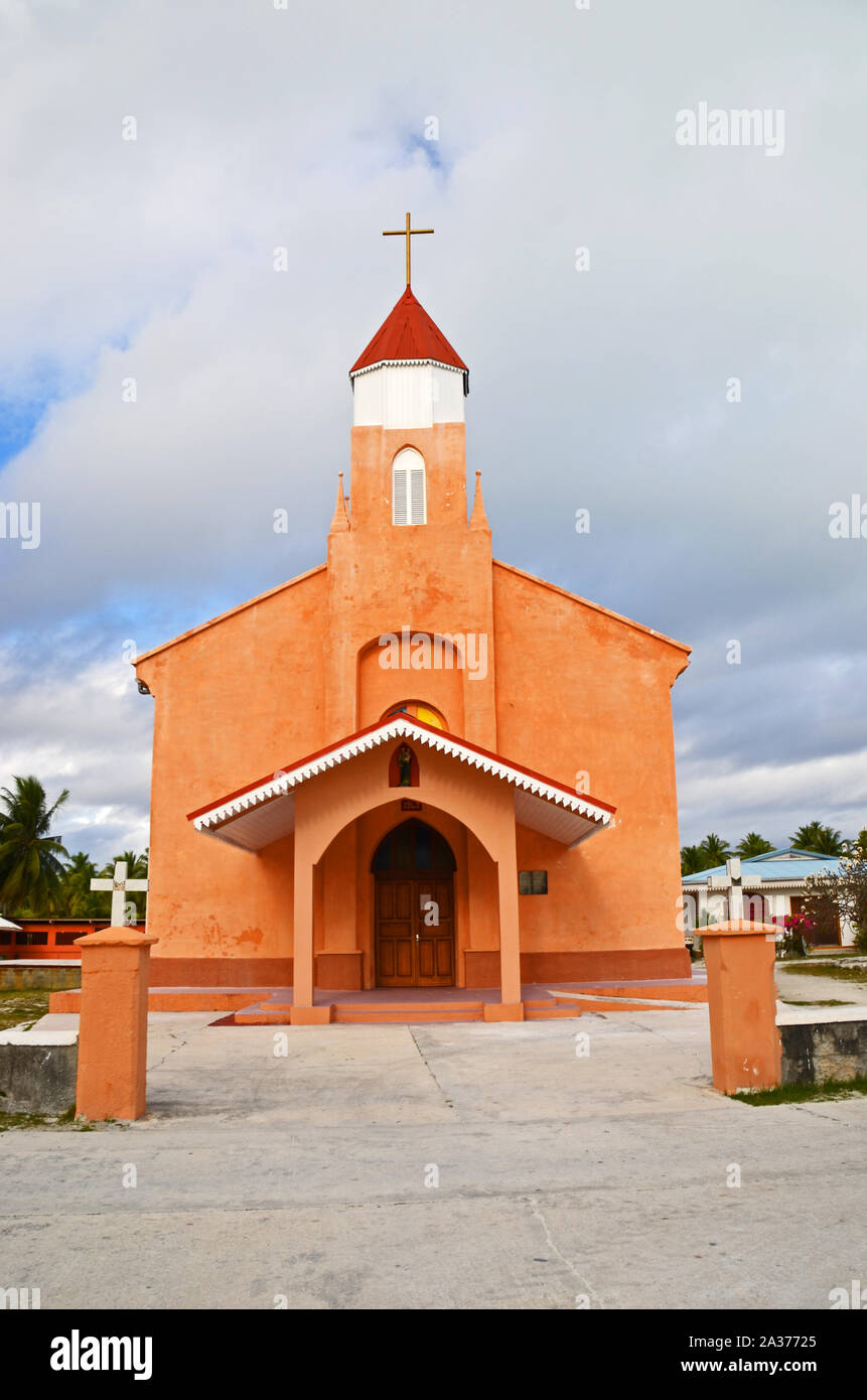 Anaa atoll hi-res stock photography and images - Alamy