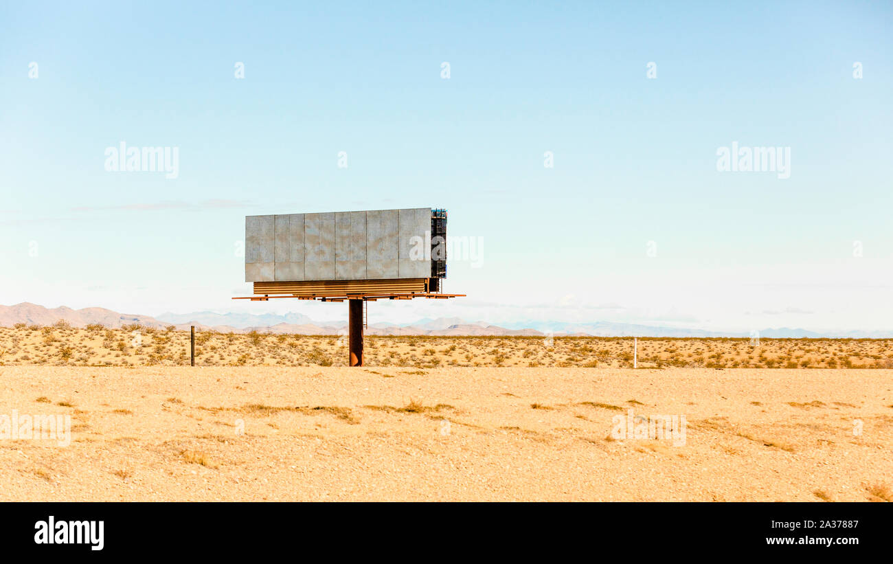 Billboard rates hi-res stock photography and images - Alamy