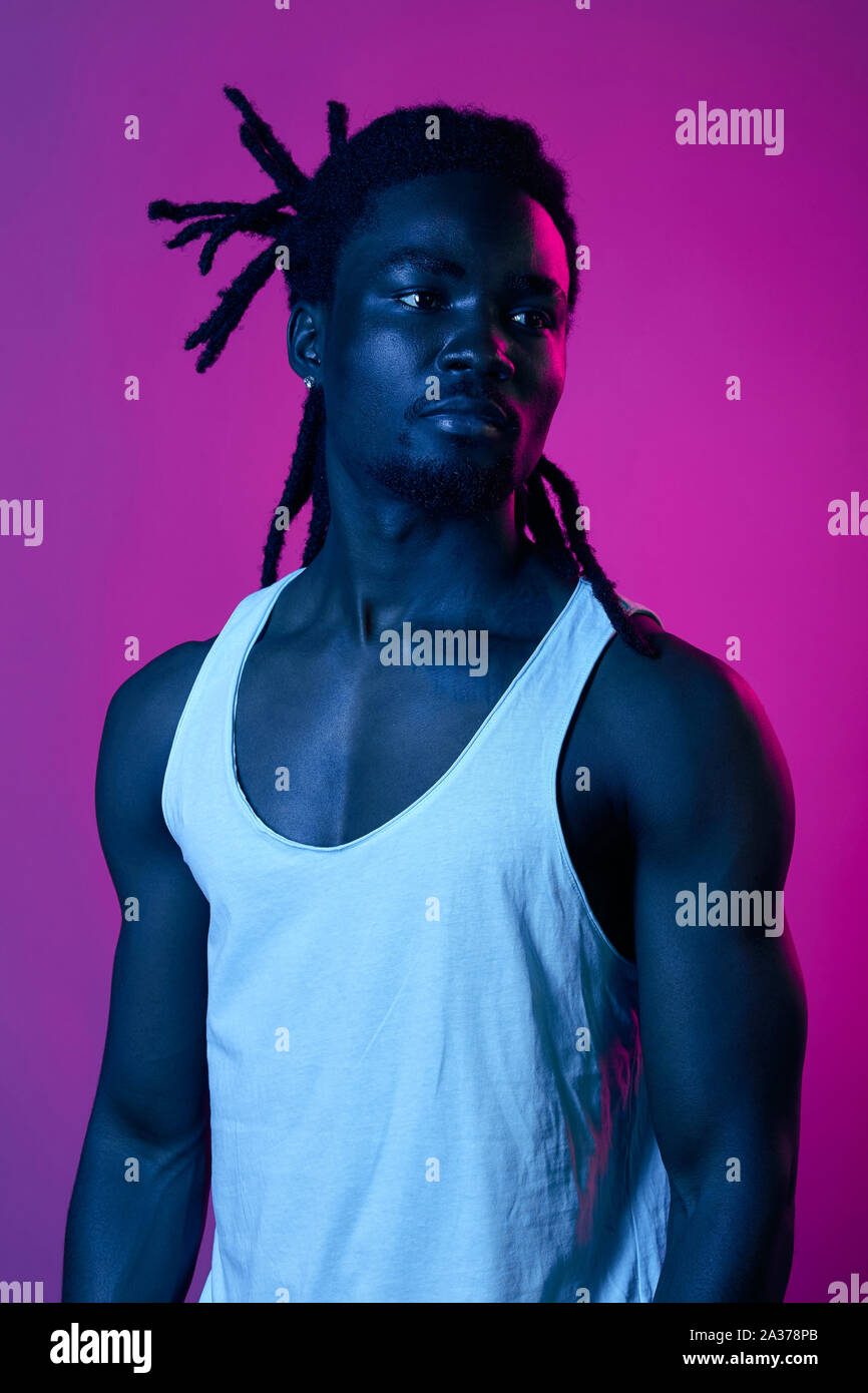 Serious face singer hi-res stock photography and images - Alamy