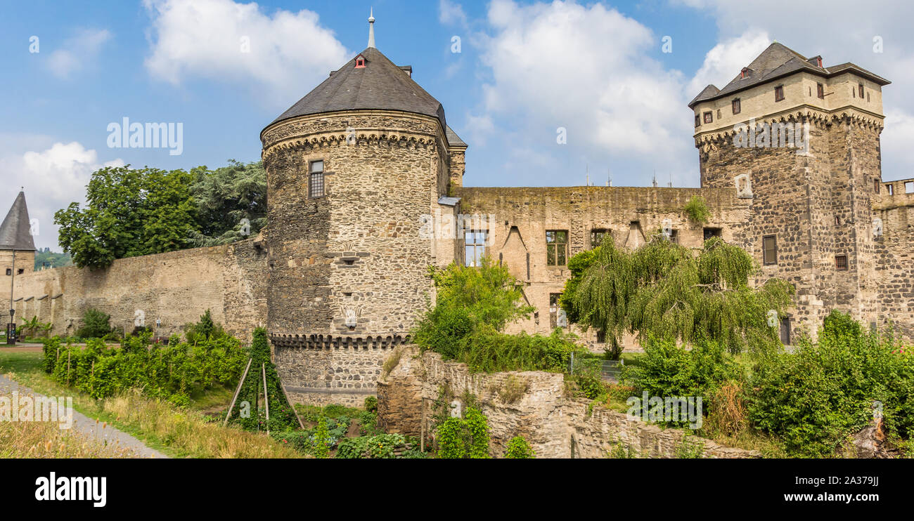 Old town of andernach hi-res stock photography and images - Alamy
