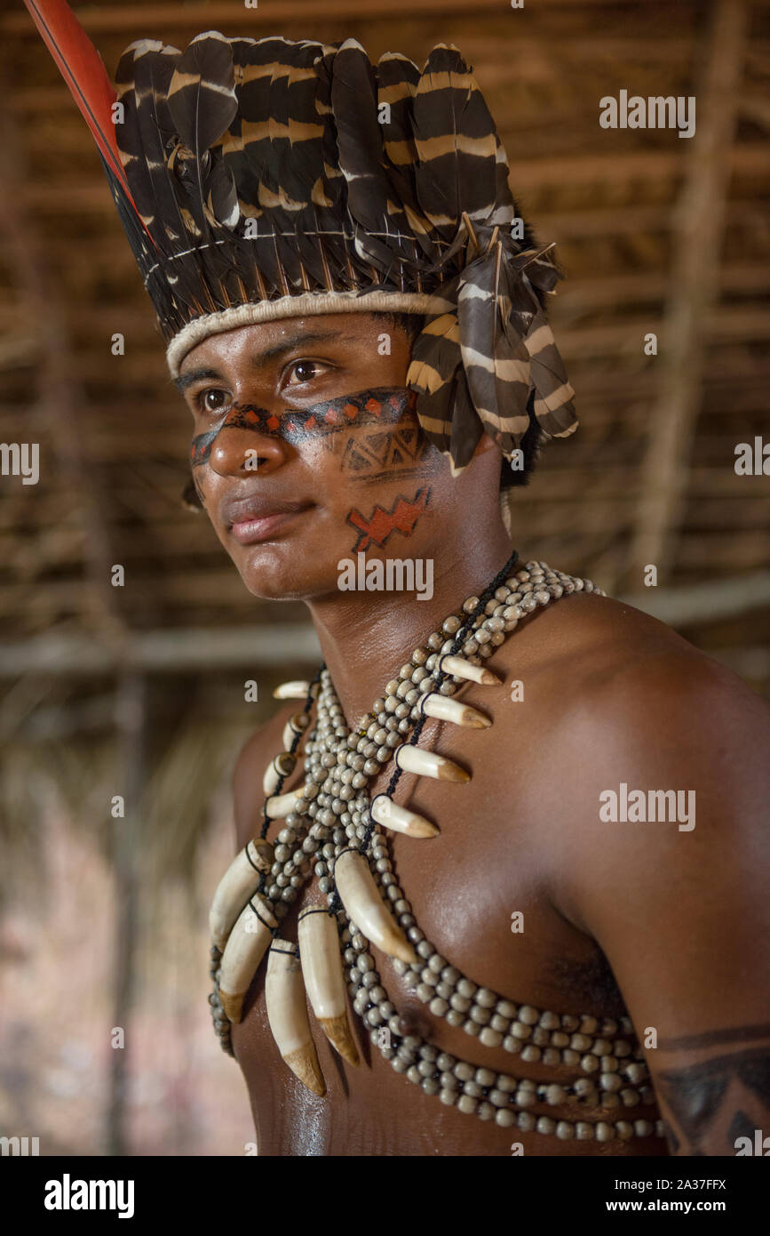 Brazil amazon tribe hi-res stock photography and images - Alamy