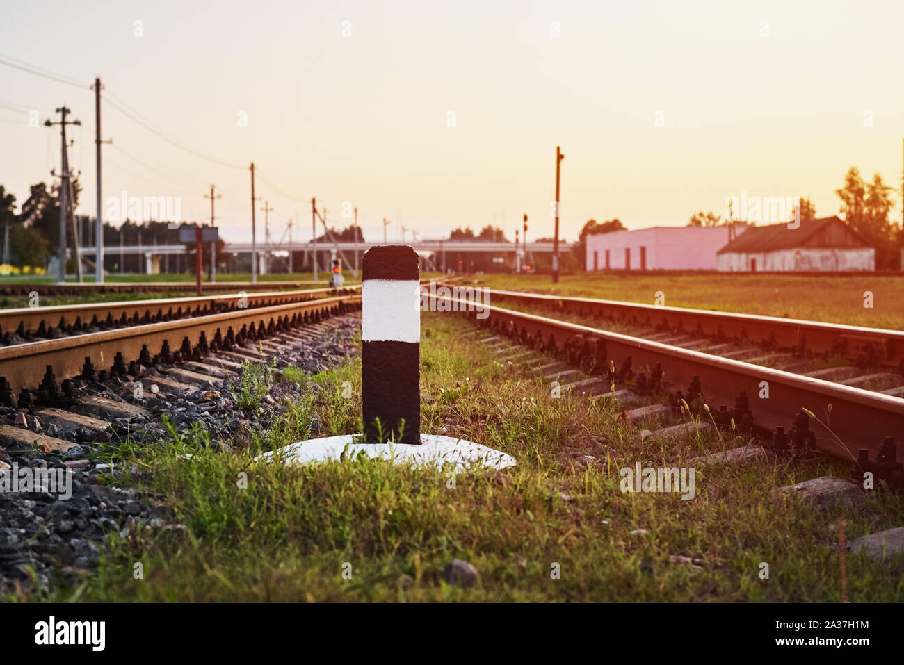 Close up of a railway limit bar Stock Photo - Alamy