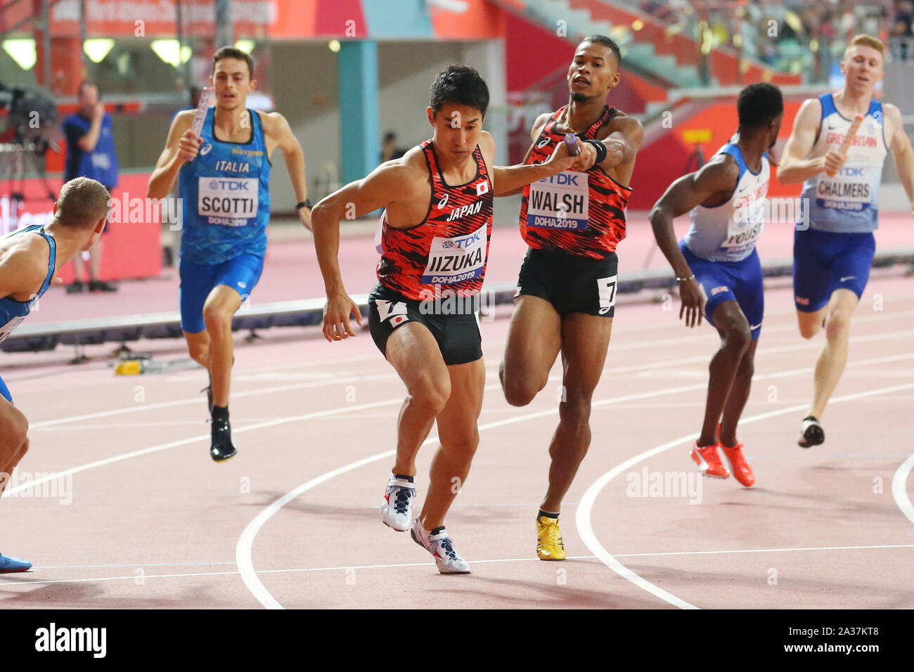 Doha, Qatar. 5th Oct, 2019. (L to R) Shota Iizuka, Julian Jrummi Walsh ...