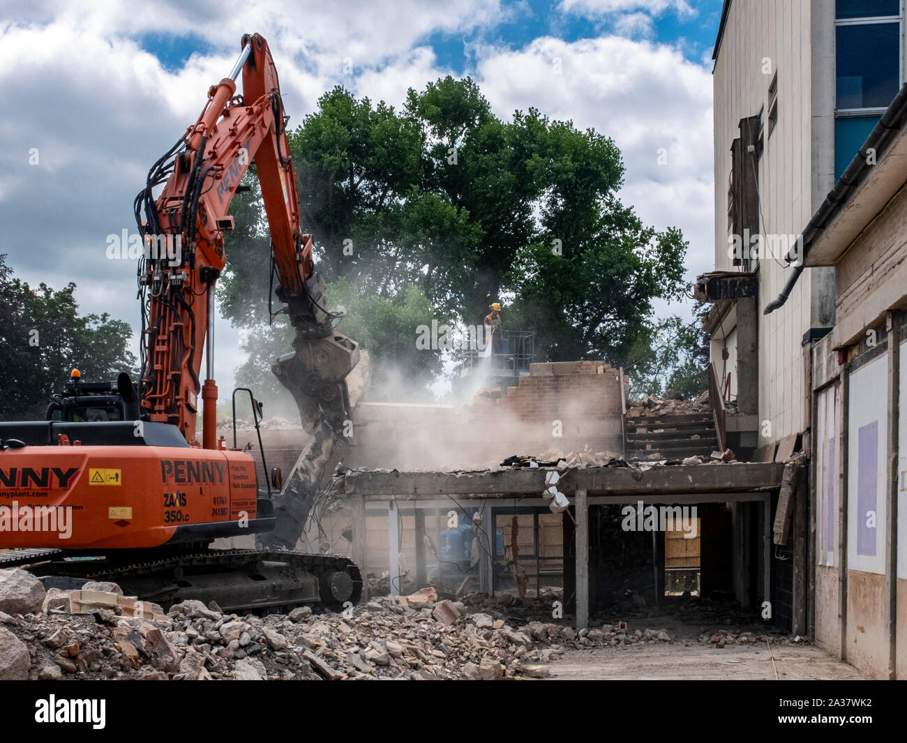 Tearing Down Buildings Stock Photos & Tearing Down Buildings Stock ...
