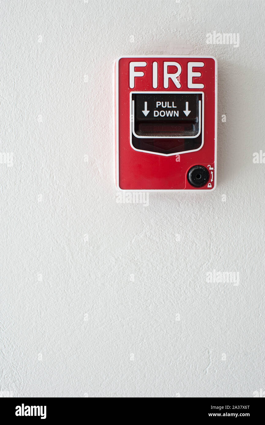 Emergency fire alarm Stock Photo - Alamy