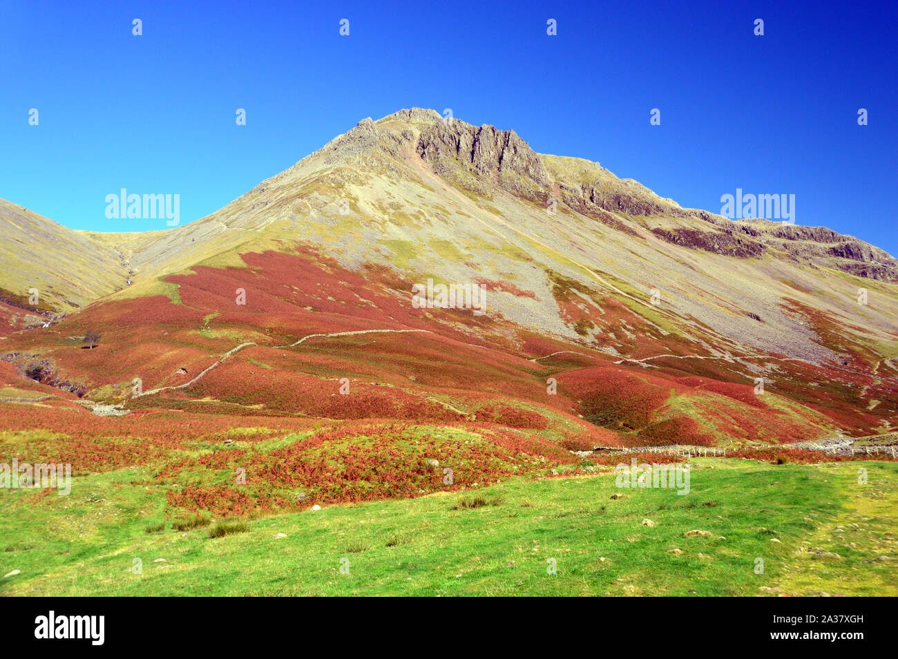 The Wainwright Great Gable from the Mose's Trod Footpath in Wasdale ...