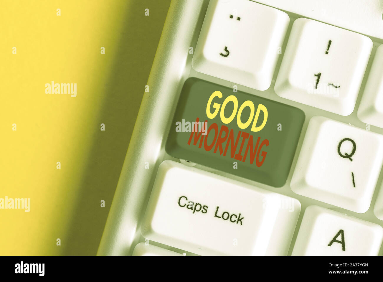 Good luck message on keyboard hi-res stock photography and images - Alamy