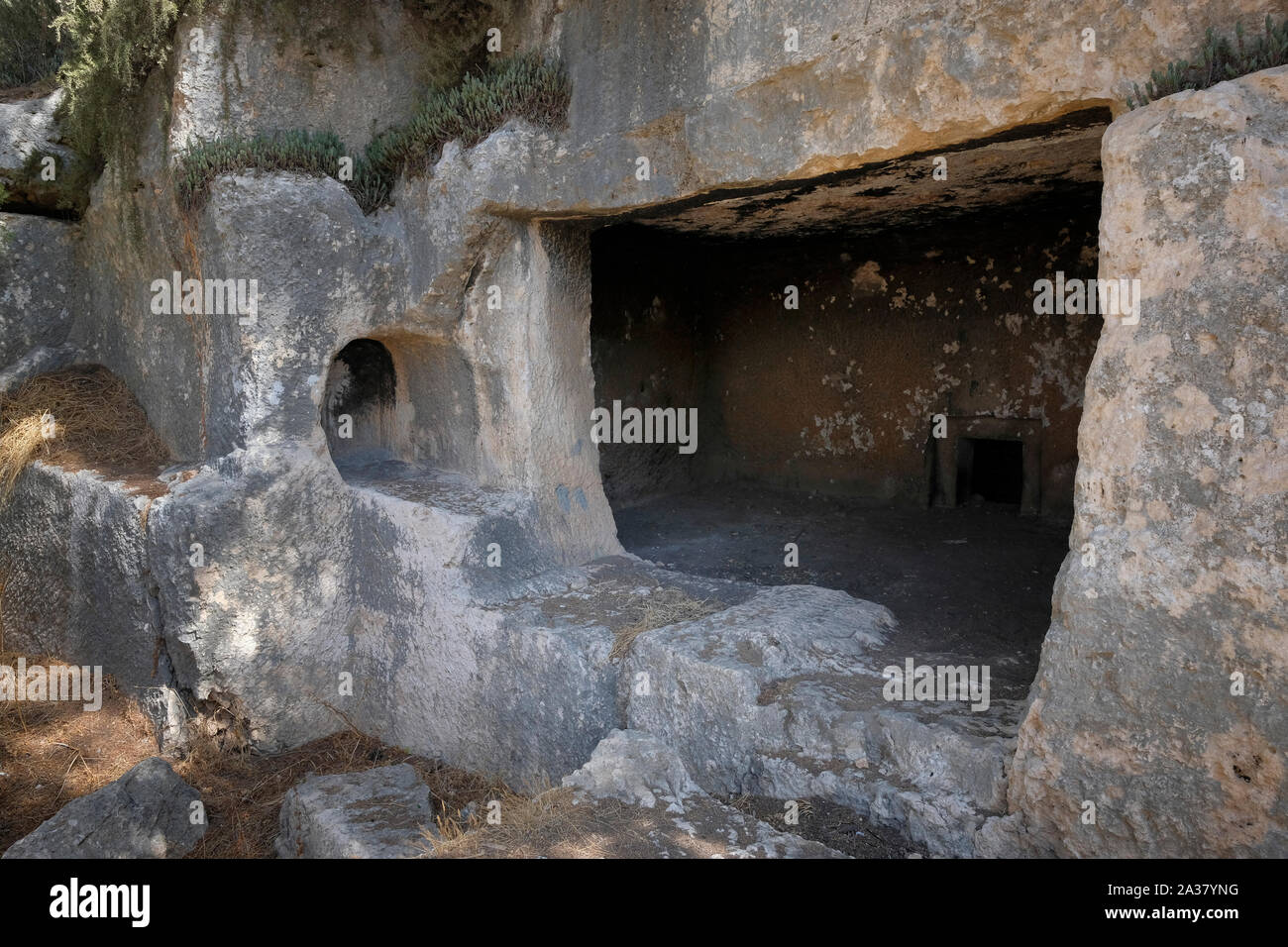 Sanhedrin grave jerusalem hi-res stock photography and images - Alamy