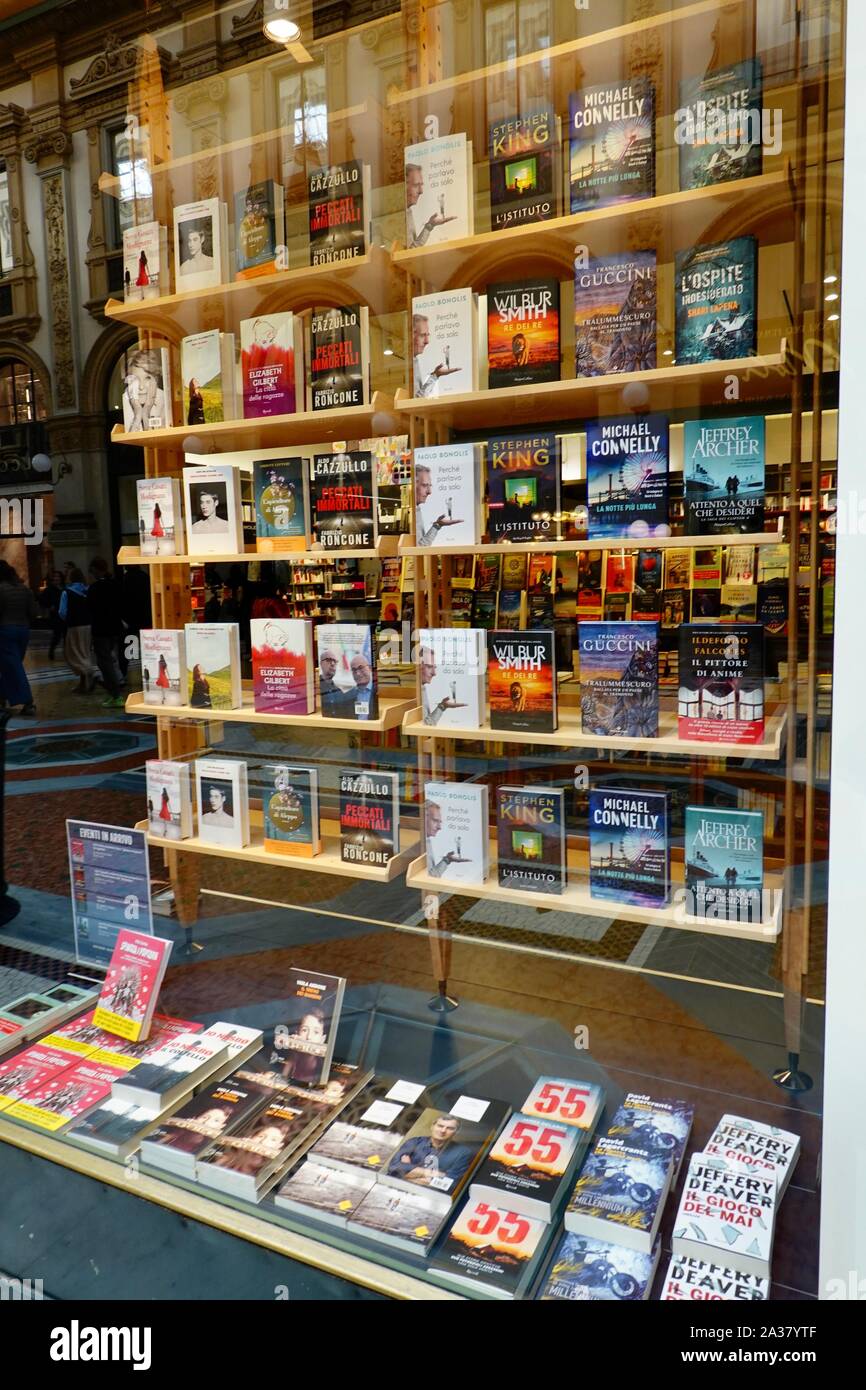 Current and popular book display in the Rizzoli Galleria store window ...