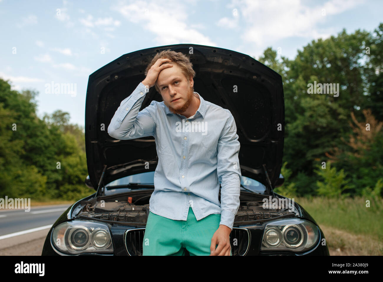 Tired car mechanic hi-res stock photography and images - Alamy