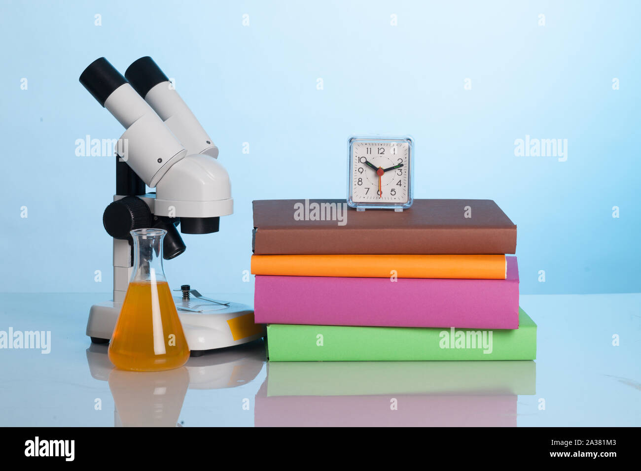 Botany books hi-res stock photography and images - Alamy