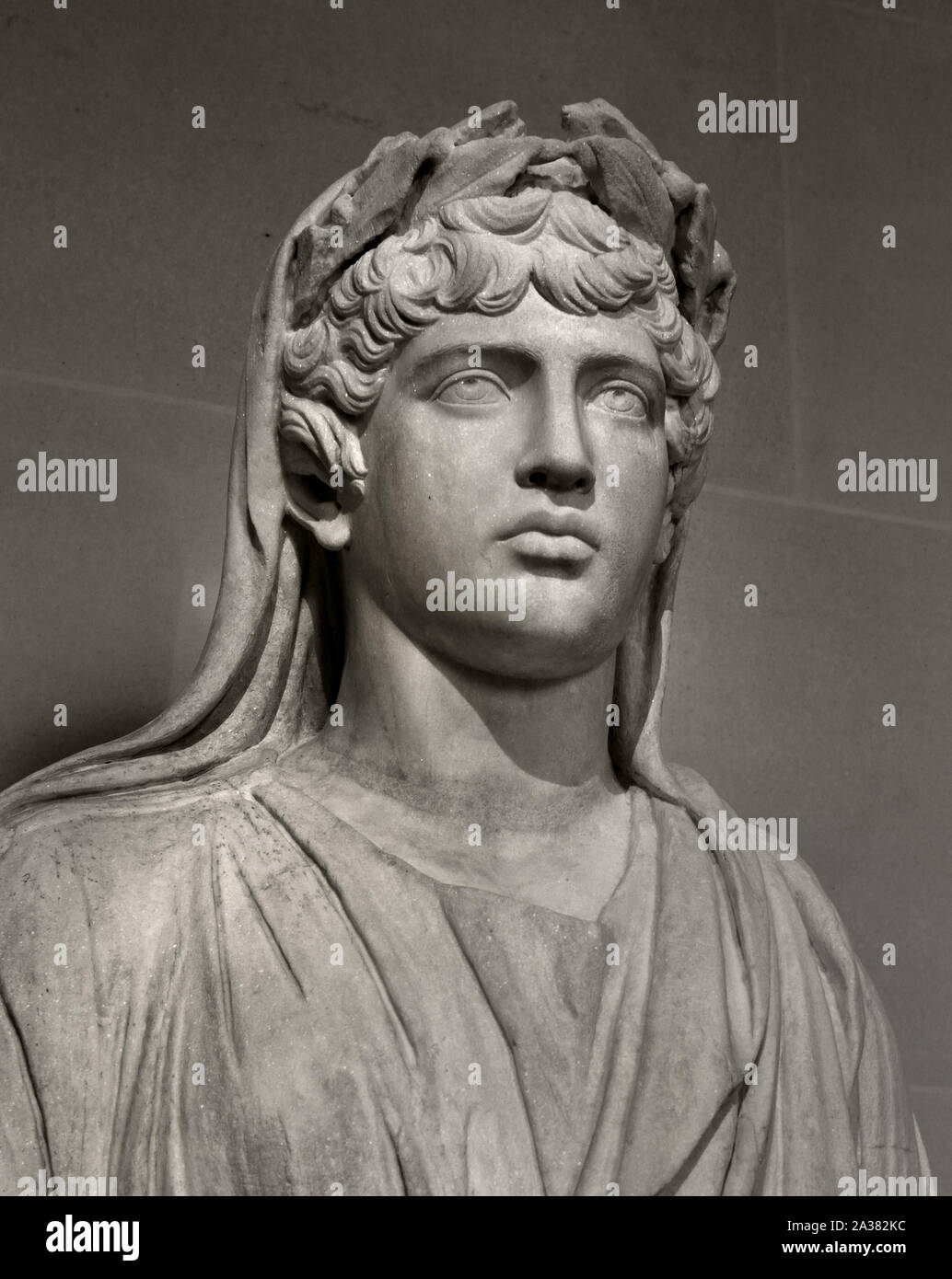 Antinous statue hi-res stock photography and images - Alamy