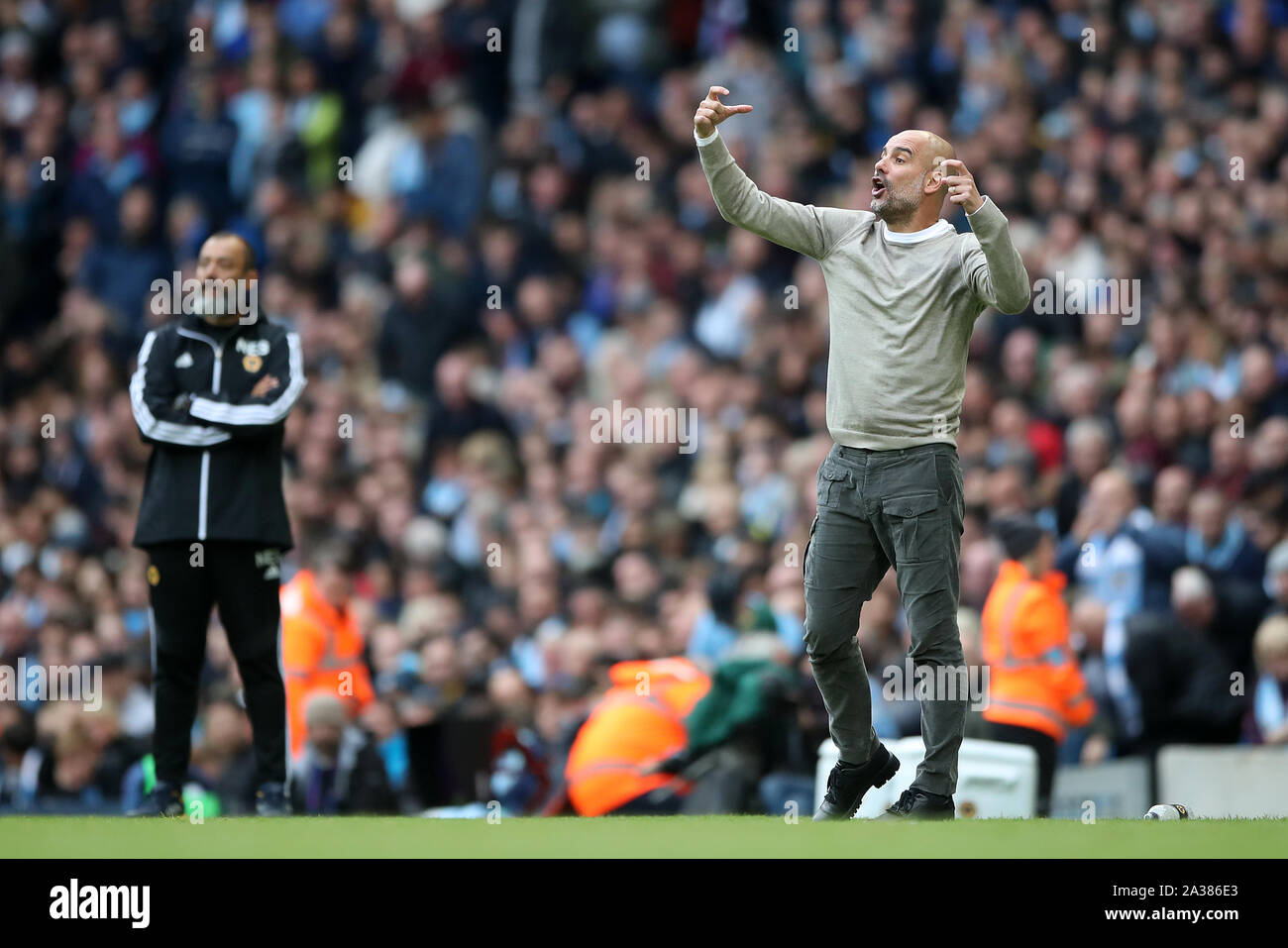 Man city wolves pep guardiola hi-res stock photography and images - Alamy