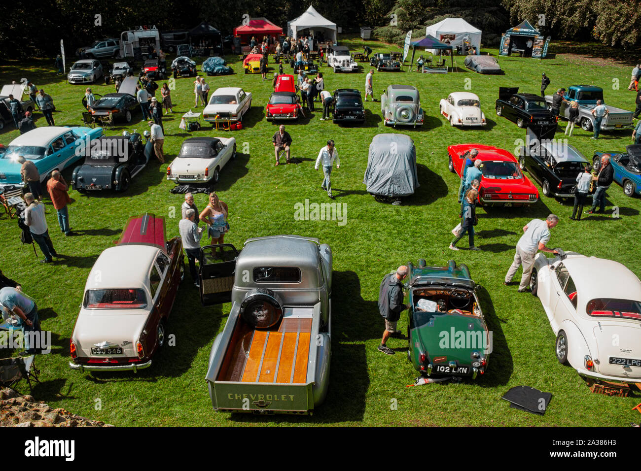 Classic car rally event, Hedingham Castle, UK Stock Photo - Alamy