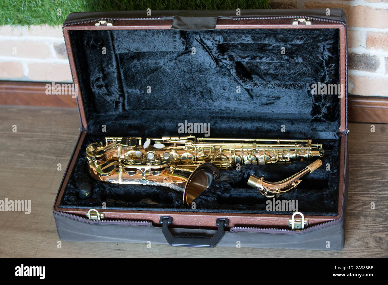 Saxophone practice hi-res stock photography and images - Alamy