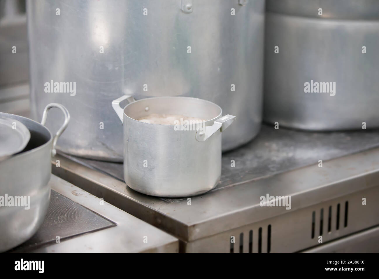 Industrial cooking pots hi-res stock photography and images - Alamy
