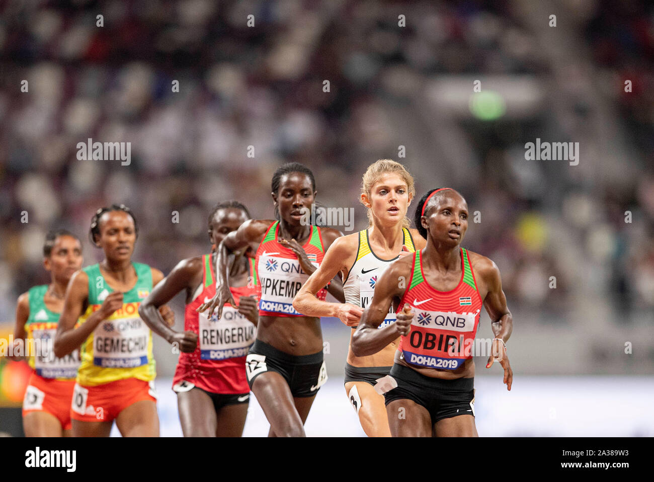 Action from the womens 5000 metres hi-res stock photography and images ...