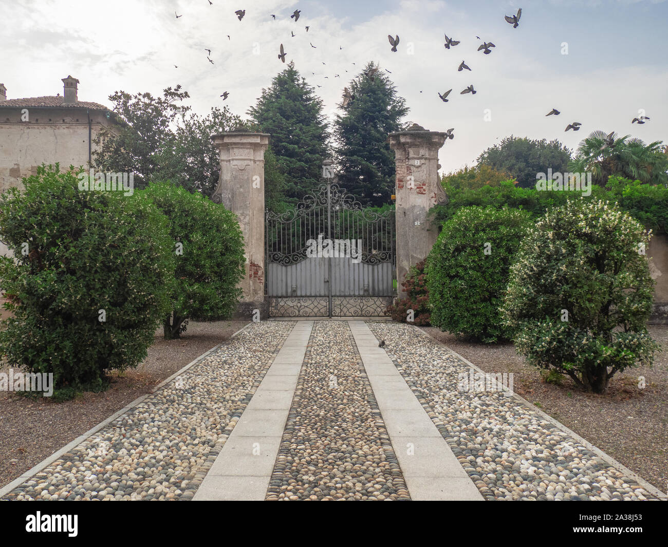 Entrance gate of a villa hi-res stock photography and images - Alamy