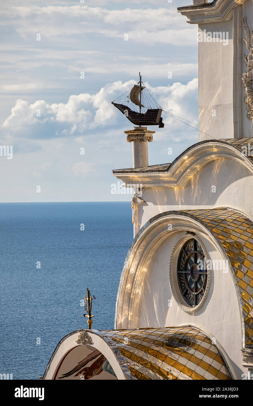 Marine temple hi-res stock photography and images - Alamy
