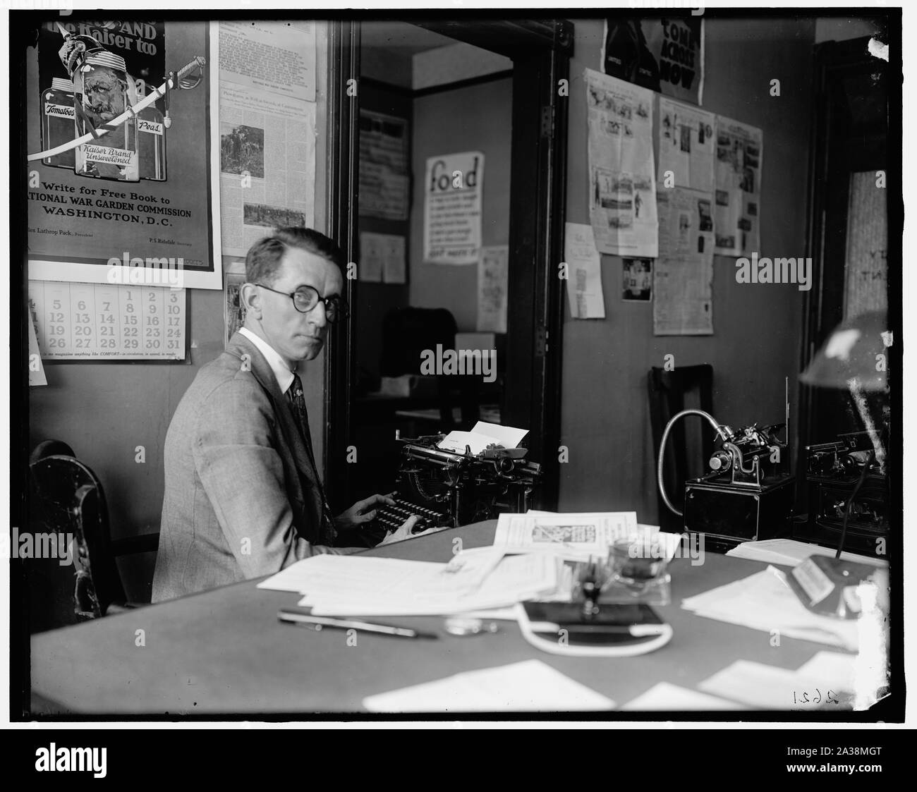Edward russell hi-res stock photography and images - Alamy