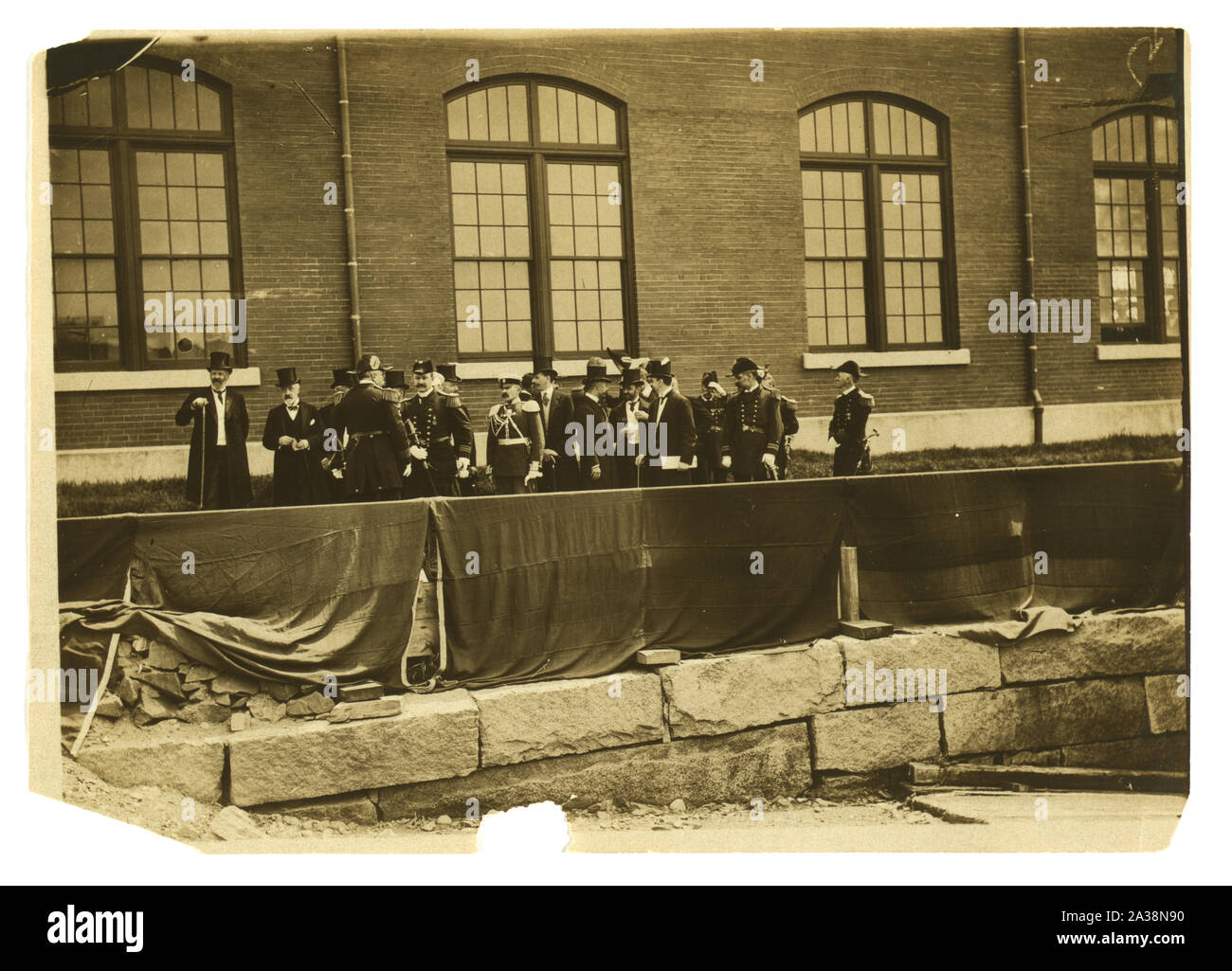 Russian peace commission arrives at Portsmouth Stock Photo - Alamy