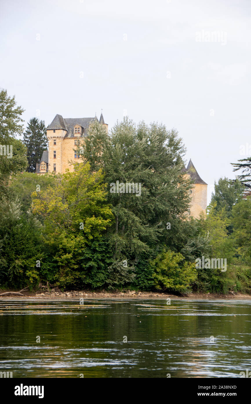 chateau de fayrac on the river dordogne, perigord noir, france Stock ...