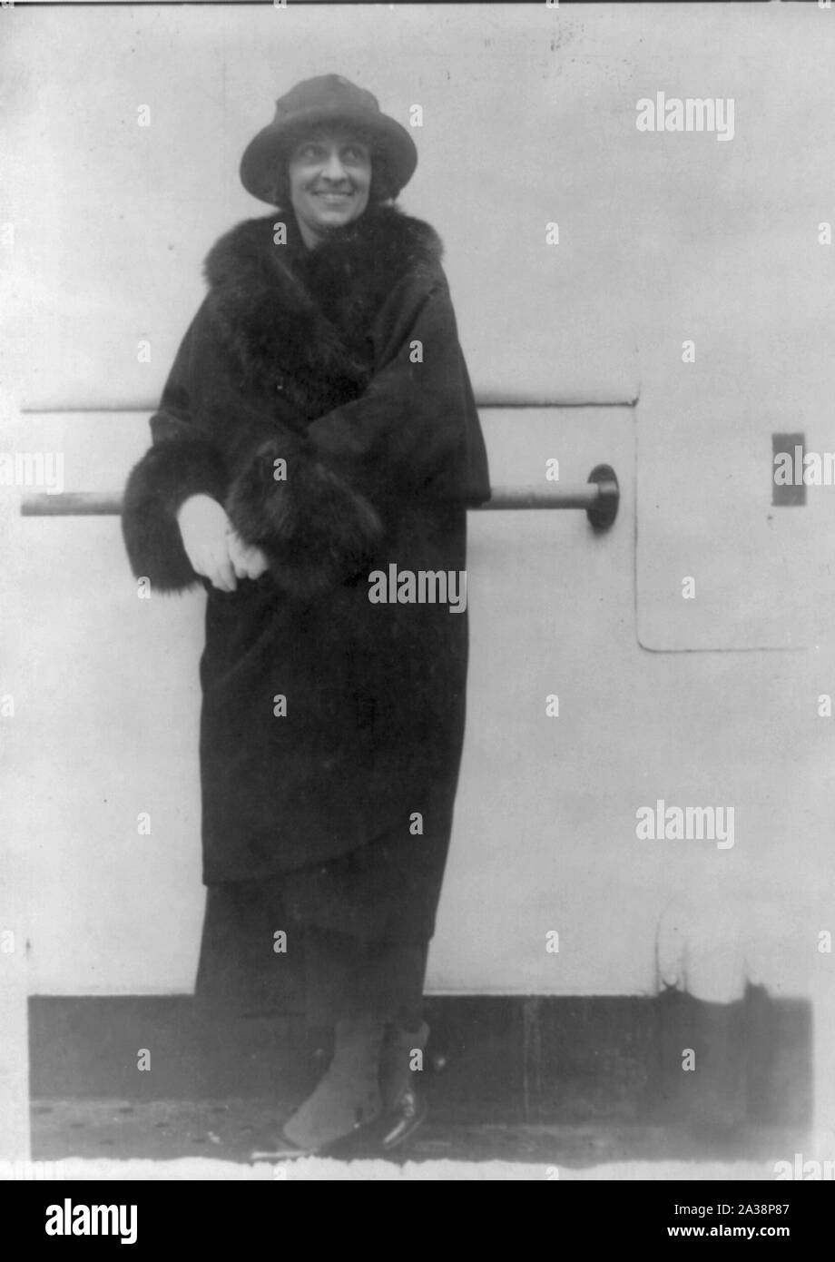 Ruth draper hi-res stock photography and images - Alamy