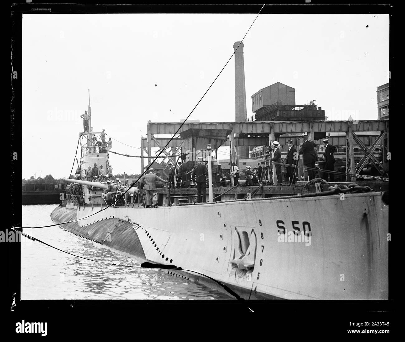 U s navy submarine warfare Black and White Stock Photos & Images - Alamy