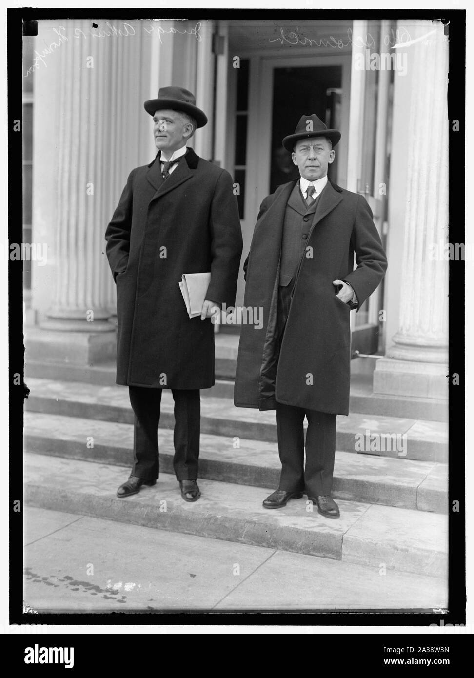 SCHORNRICH, OTTO, RIGHT, WITH JUDGE A. R. THOMPSON Stock Photo - Alamy