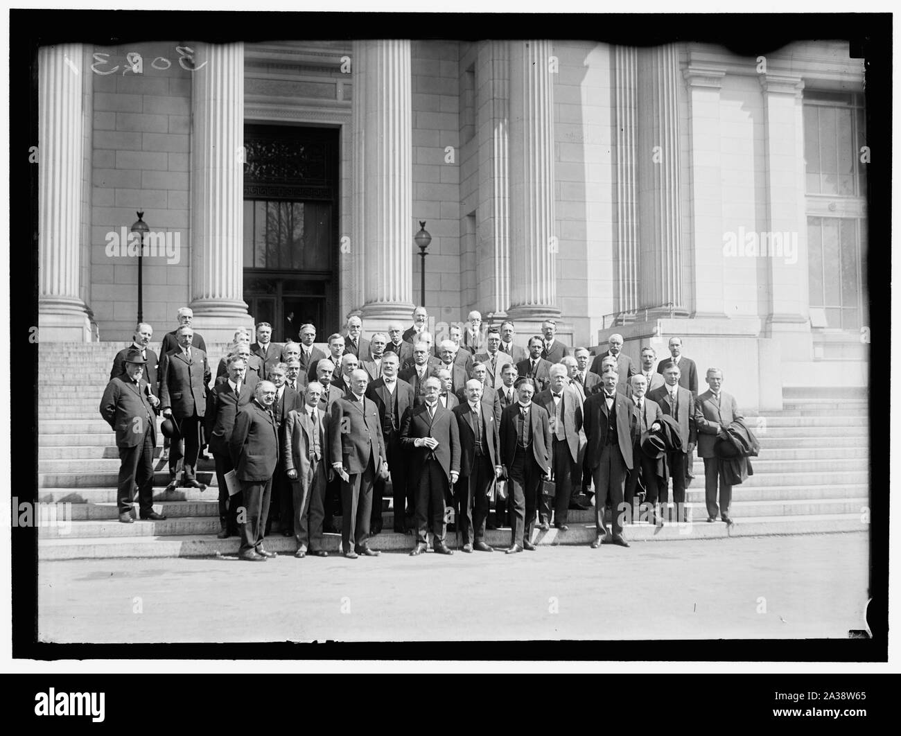 Laboratory team team scientists Cut Out Stock Images & Pictures - Alamy