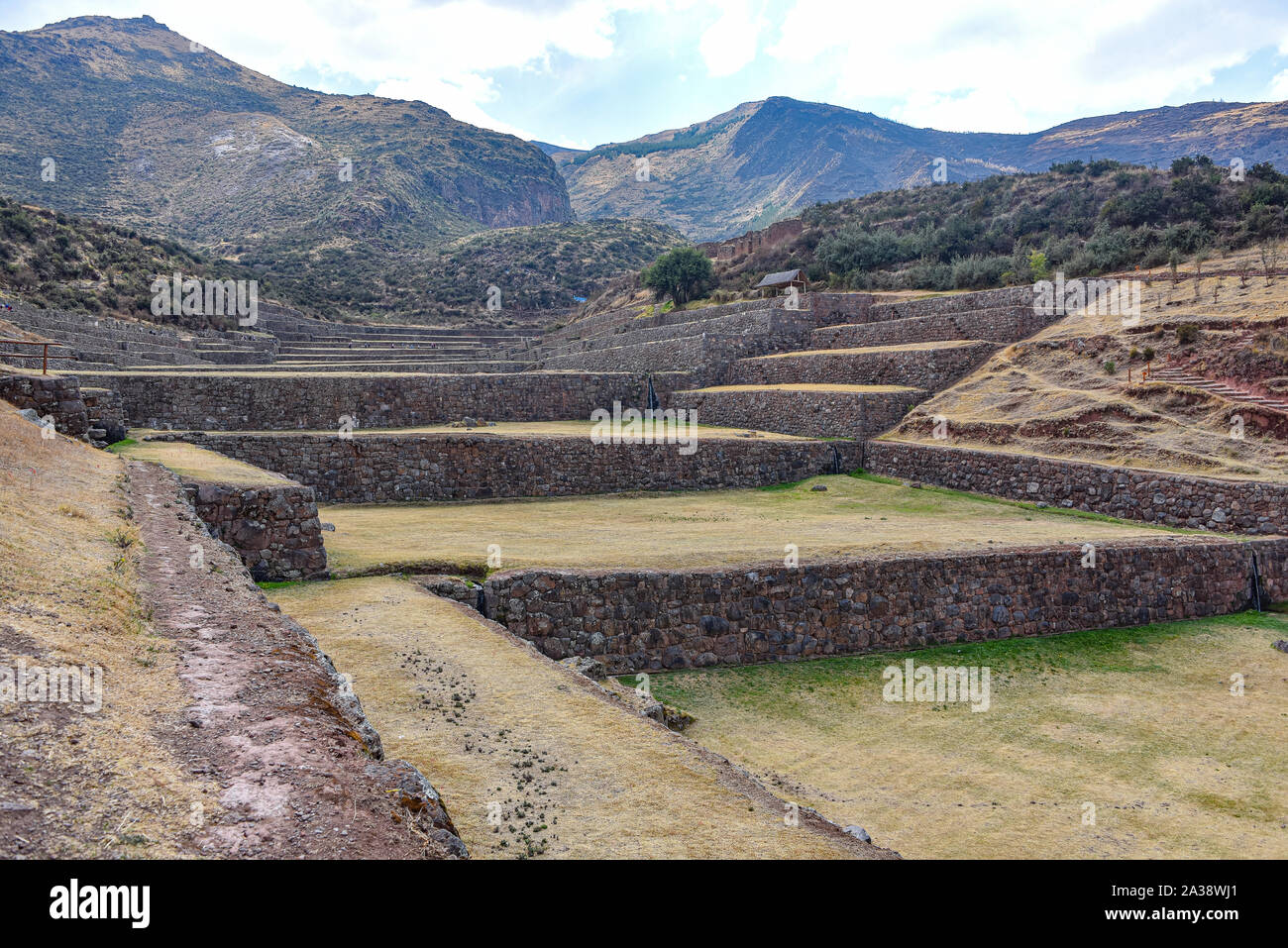 Inca terraces tipon hi-res stock photography and images - Alamy