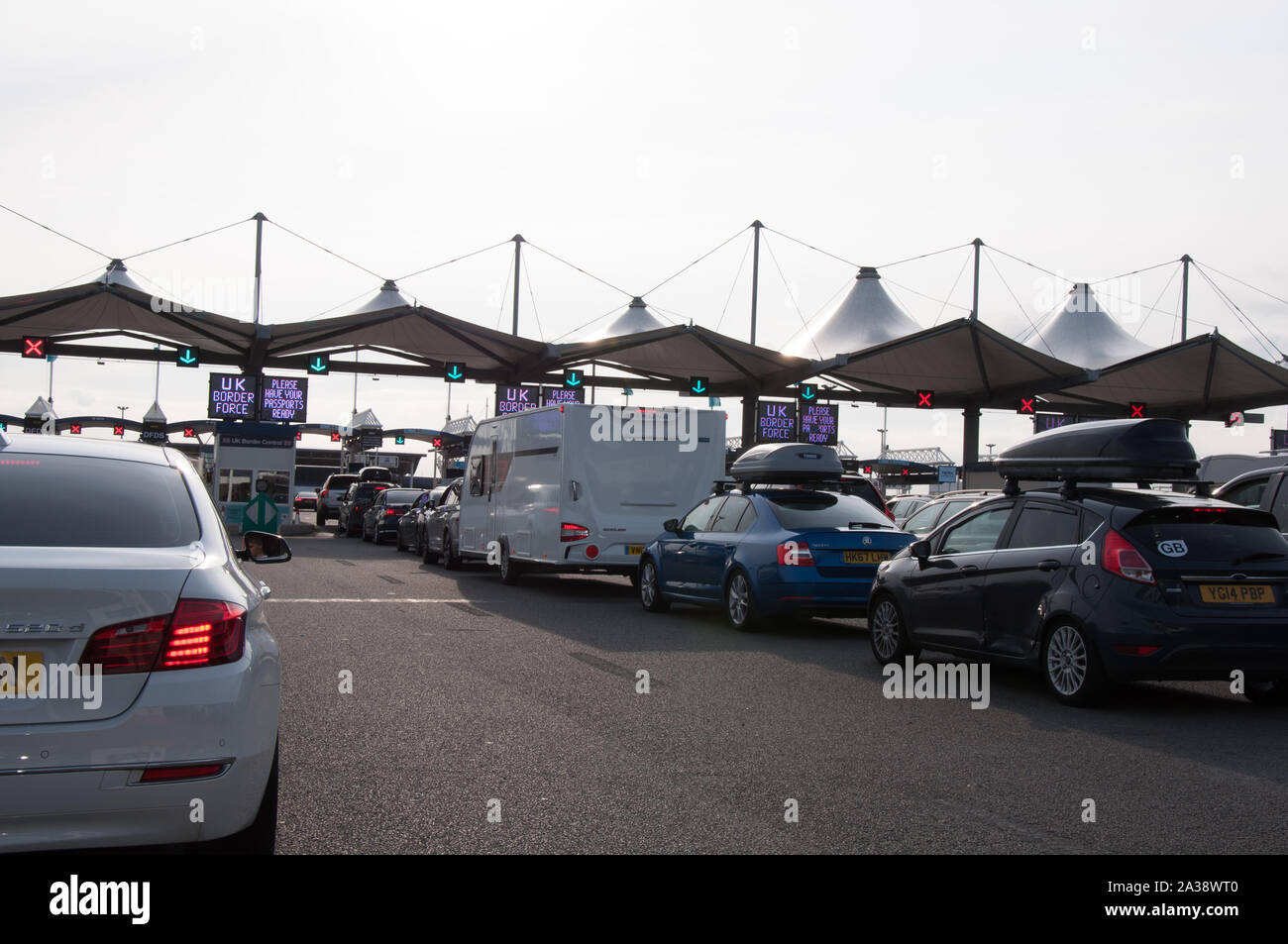 Border force uk hi-res stock photography and images - Alamy