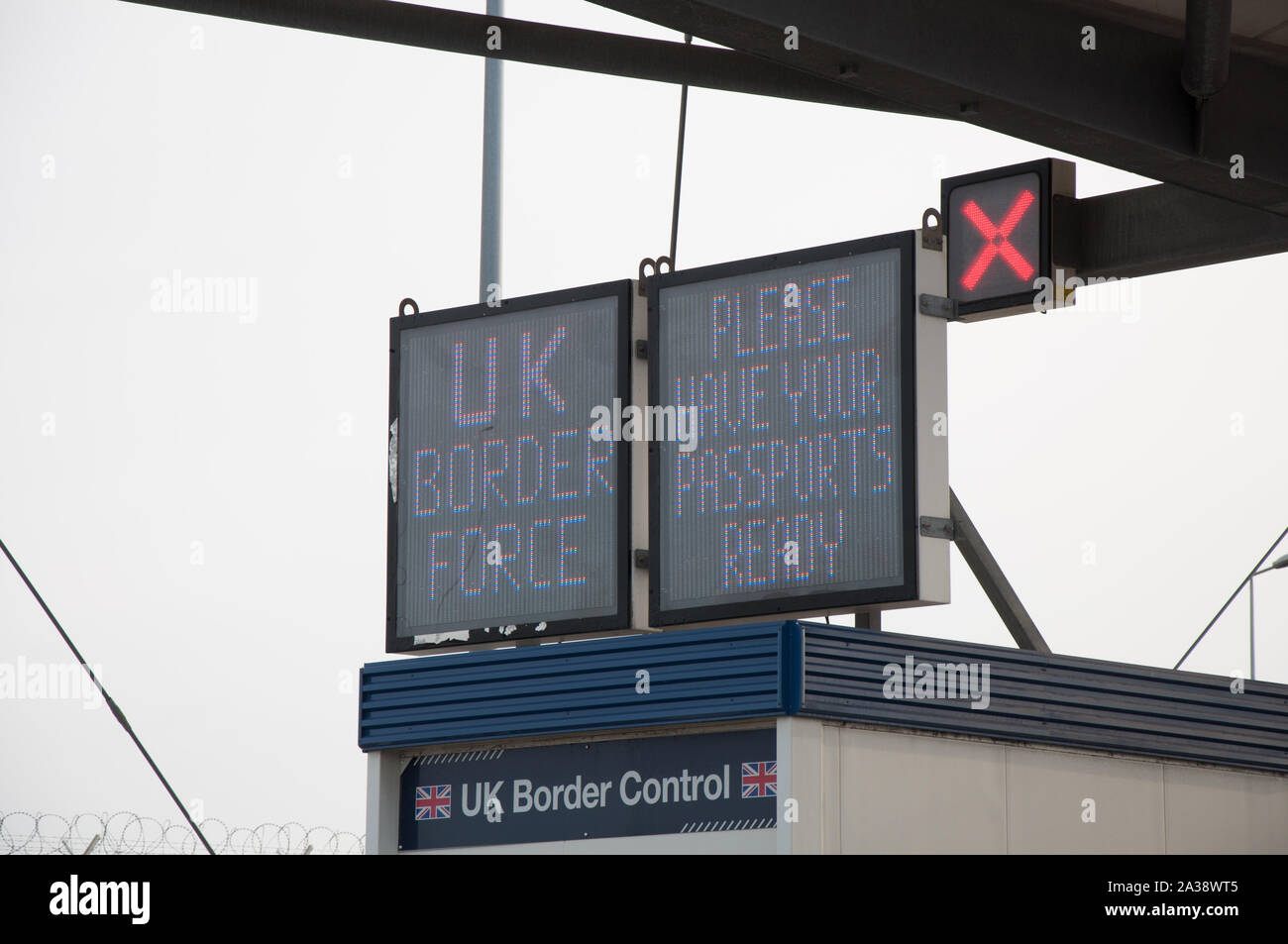Border force uk hi-res stock photography and images - Alamy