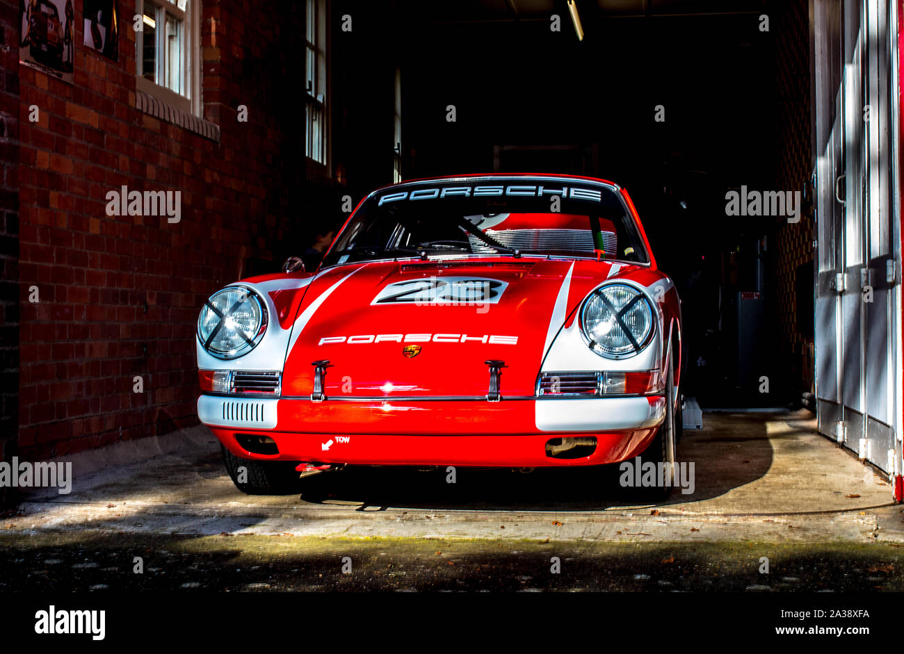 Racing Porsche 911 Stock Photo - Alamy