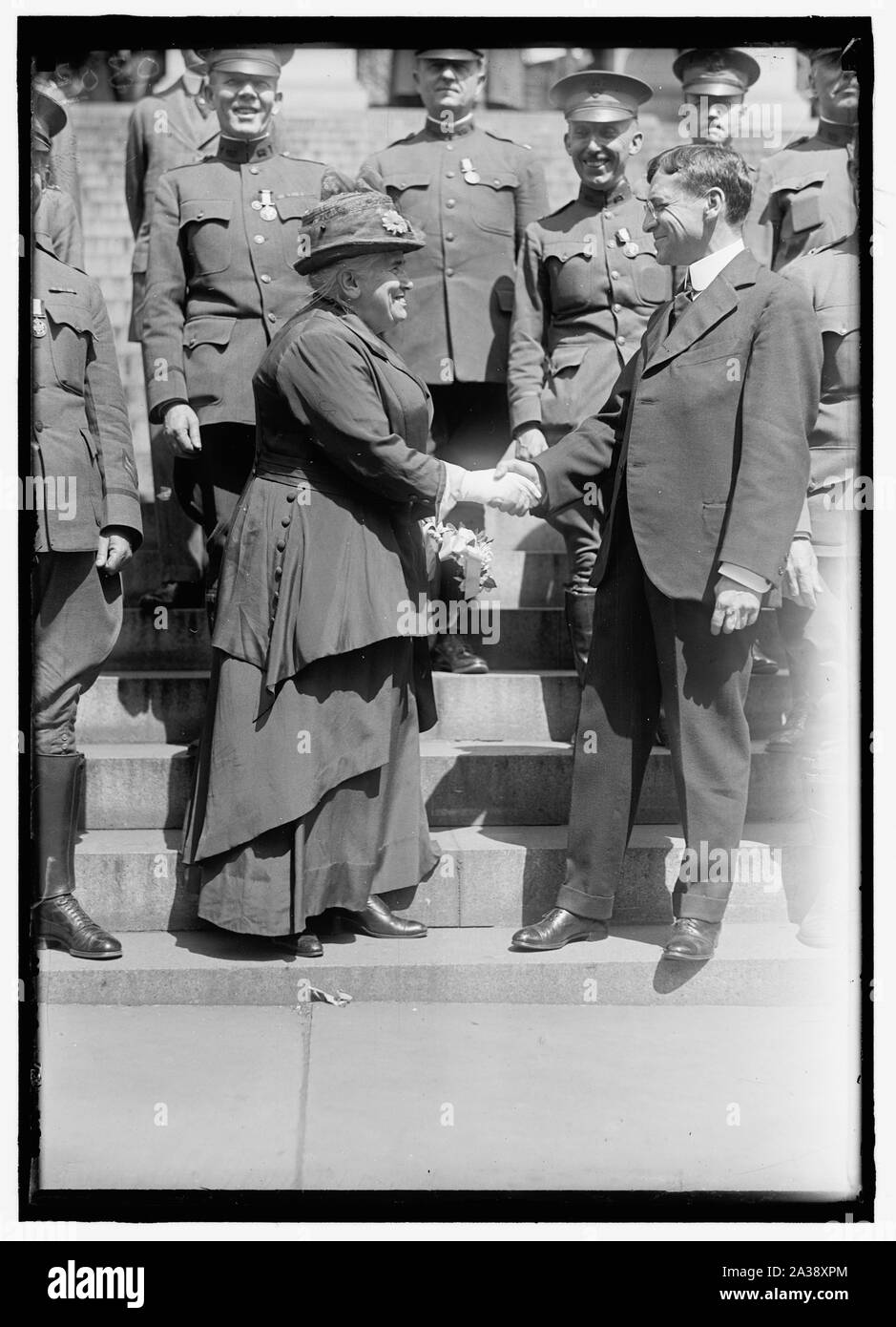 S shaw Black and White Stock Photos & Images - Alamy