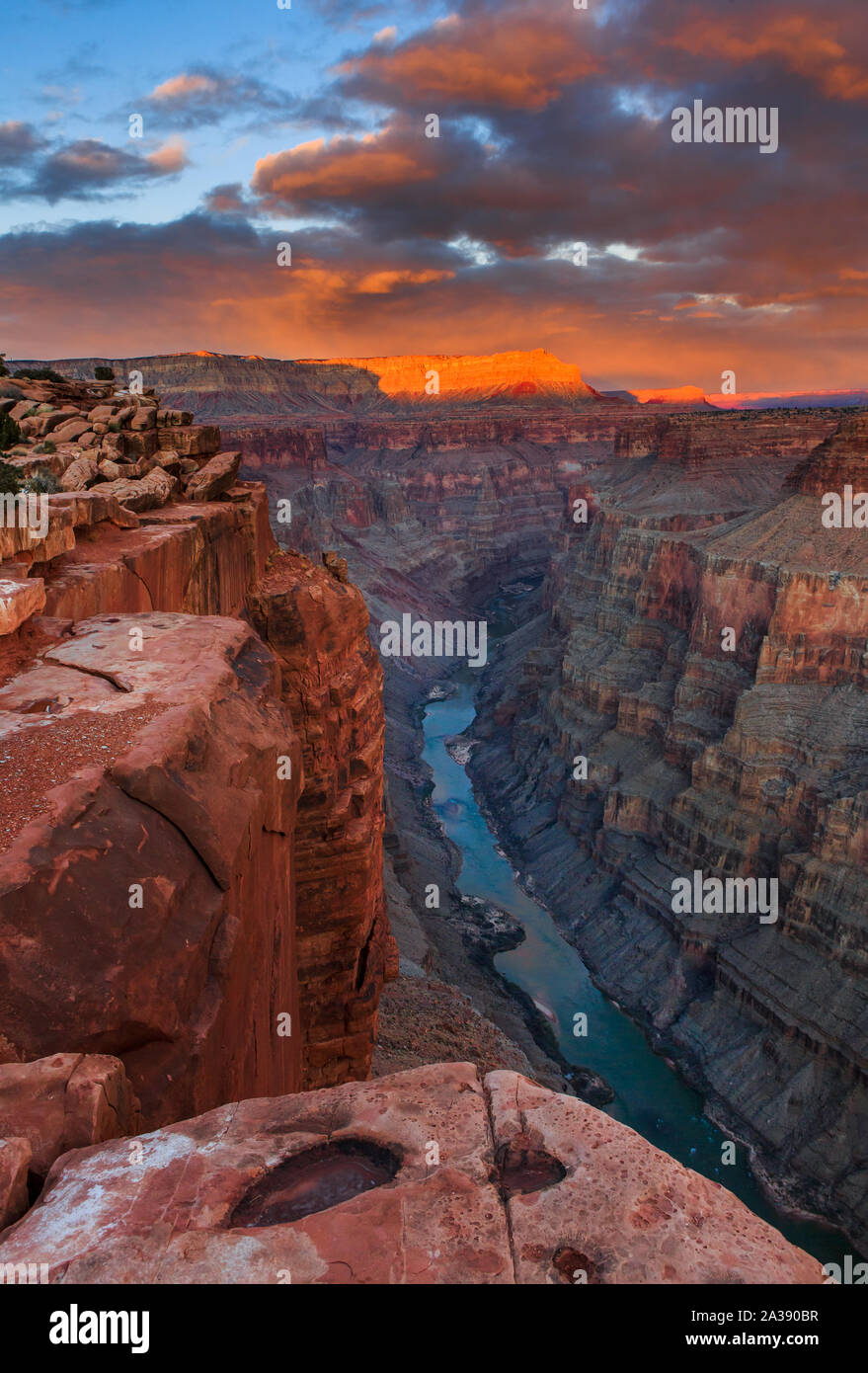 Colorado river runs through the depth of Grand Canyon Stock Photo - Alamy