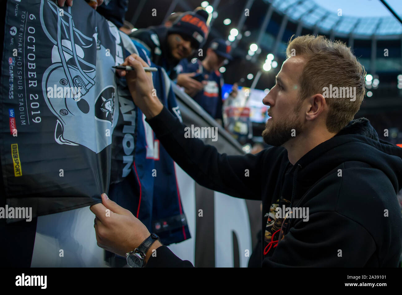 Tottenham Hotspur Stadium, London, UK. 6th Oct, 2019. National Football ...