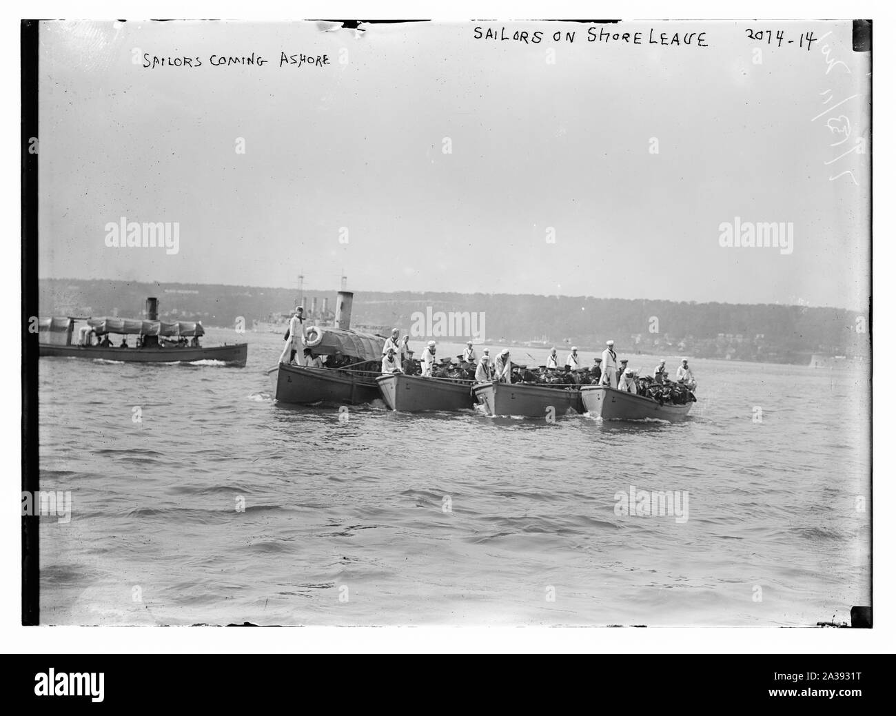 Leave station Cut Out Stock Images & Pictures - Alamy