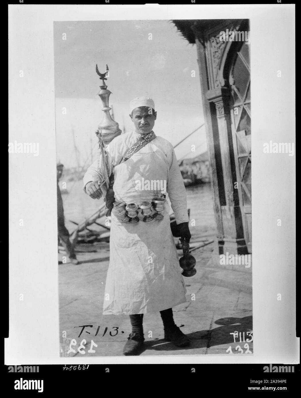 Lemonade vendor hi-res stock photography and images - Alamy