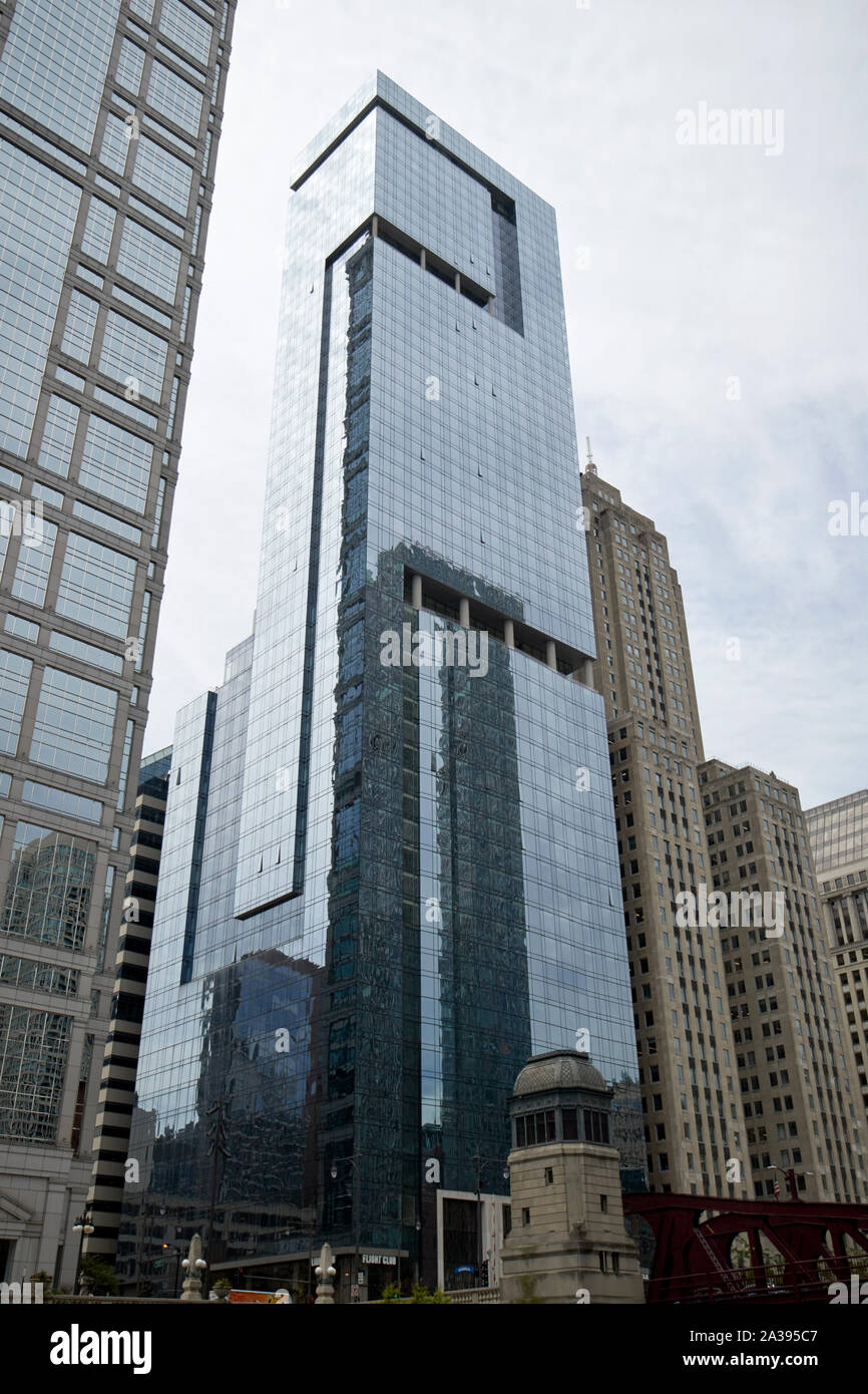 111 west wacker drive hi-res stock photography and images - Alamy