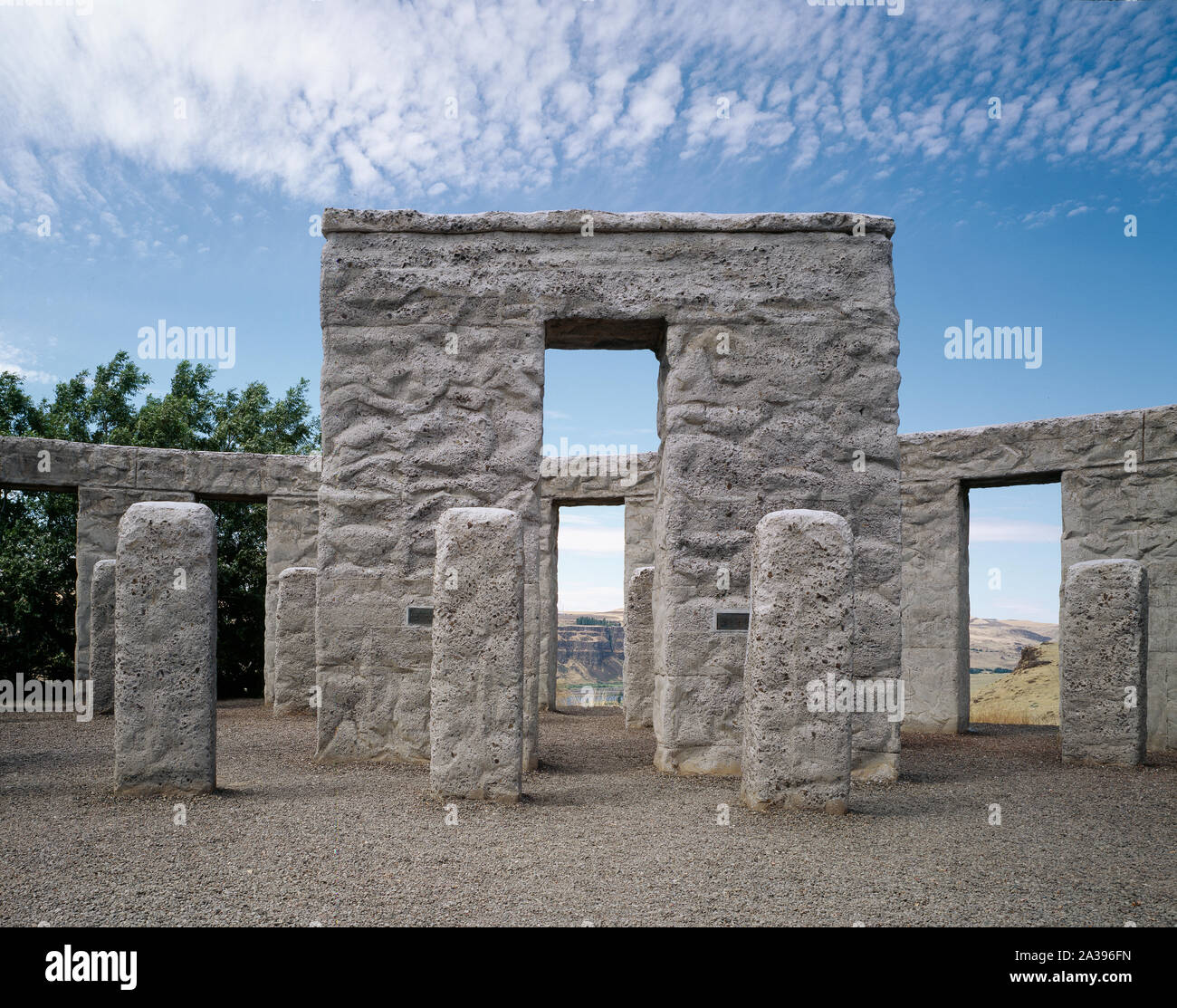 Sam Hill's Stonehenge in Washington Stock Photo - Alamy