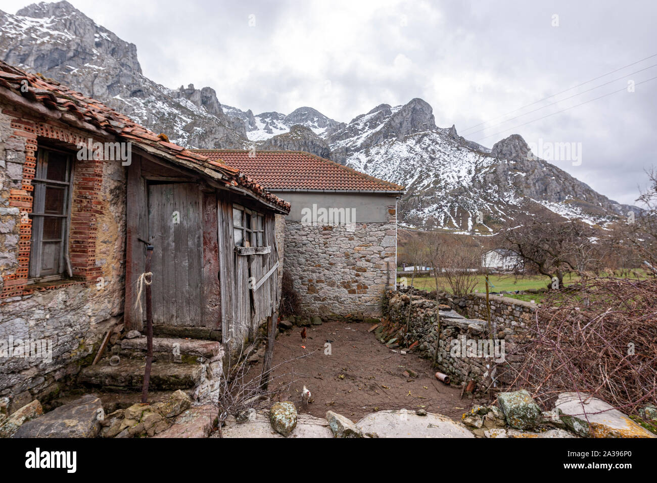 Caldas de Luna, small rural village surrounded by snow mountains in ...